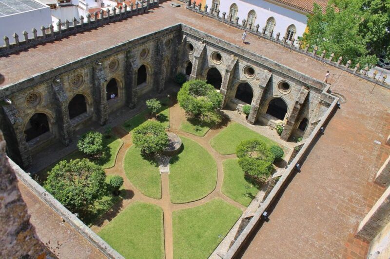 From Lisbon: Évora Private Historic Discovery Tour - A Deep Dive into the Évora Private Tour Experience