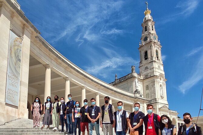 From Lisbon: Fatima, Battle, Nazareth and Obidos  Small groups - The Guide and Overall Experience