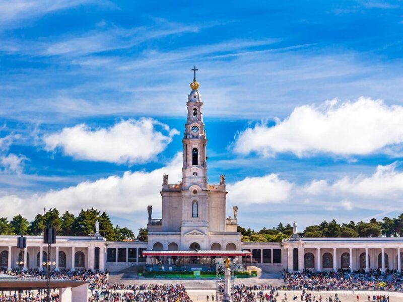 From Lisbon: Fatima, Nazaré, Óbidos Full-Day Trip - A Closer Look at the Full-Day Experience
