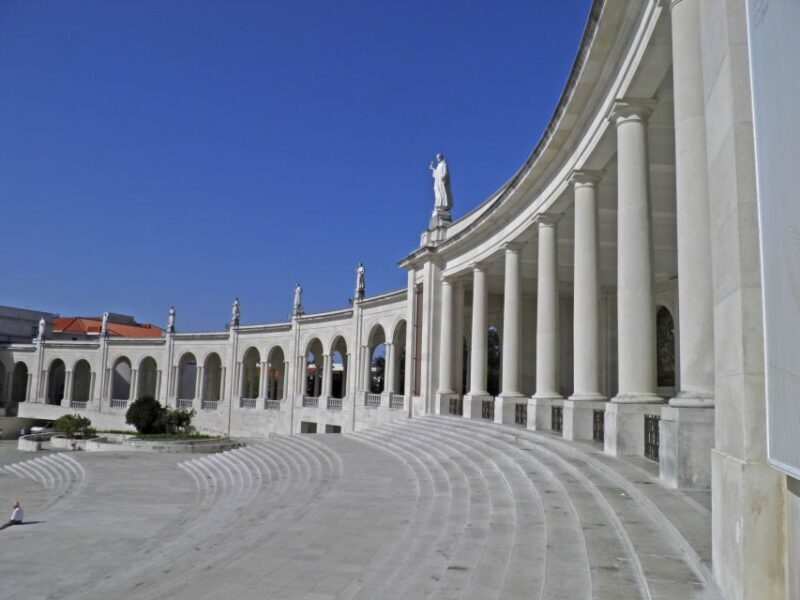 From Lisbon: Fátima Sanctuary and Batalha Monastery (UNESCO) - Why This Tour Offers Excellent Value