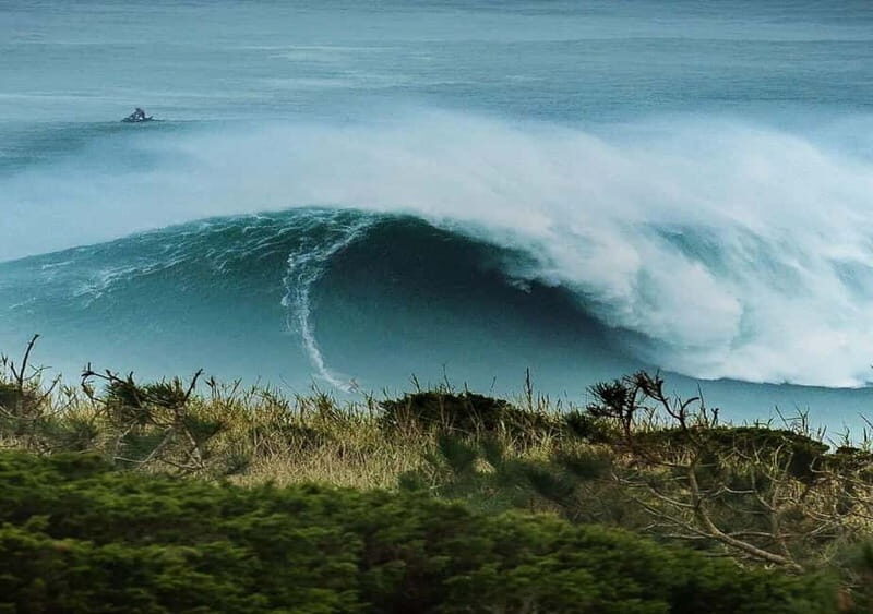 From Lisbon: Nazaré  Portugals Giant Waves Surf Tour - The Sum Up