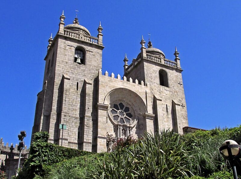 From Lisbon: Private Porto Tour with Wine Tasting in Gaia - Who Will Love This Tour?