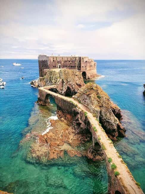 From Lisbon : Round trip to Peniche, Berlengas. - A Detailed Look at the Experience