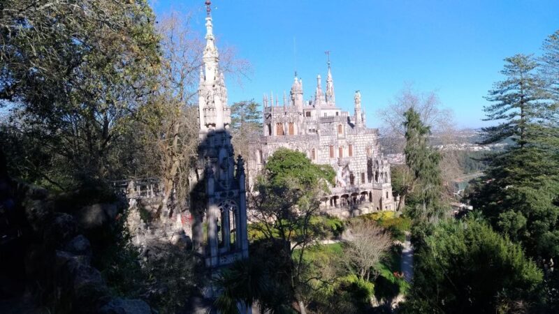 From Lisbon: Sintra Private tour Half-Day in a premium car - FAQ