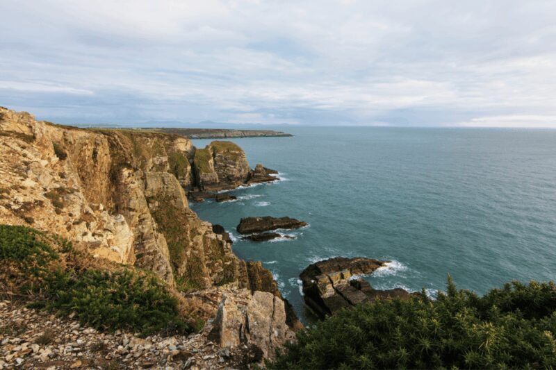 From London: North Wales, Snowdonia & Caernarfon Castle Tour - FAQs