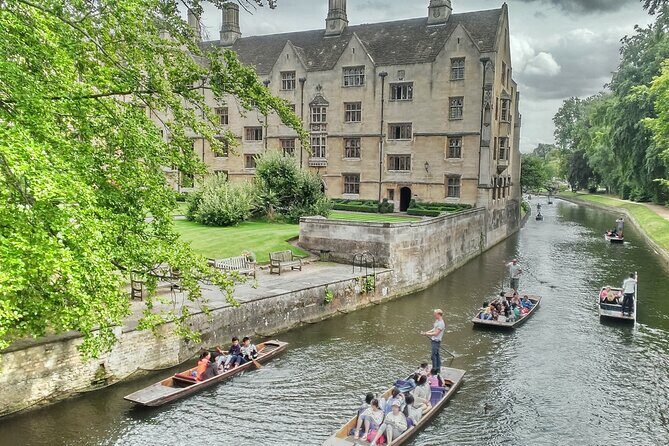 From London: Oxford and Cambridge University Town Tour with Guide - The Itinerary: What to Expect