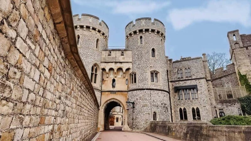 From London: Stonehenge & Windsor Castle Tour with Tickets - Exploring the Stonehenge & Windsor Castle Tour from London: An Honest Review