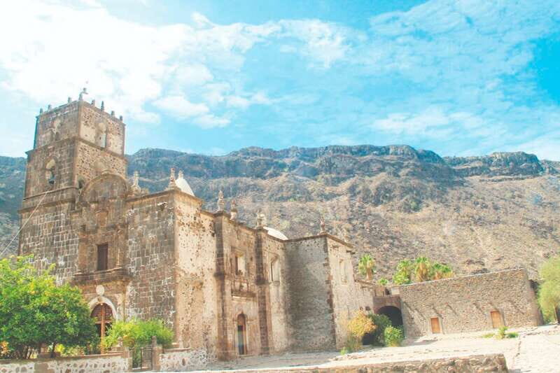 From Loreto: Historical San Javier Mission Tour with Lunch - Key Points