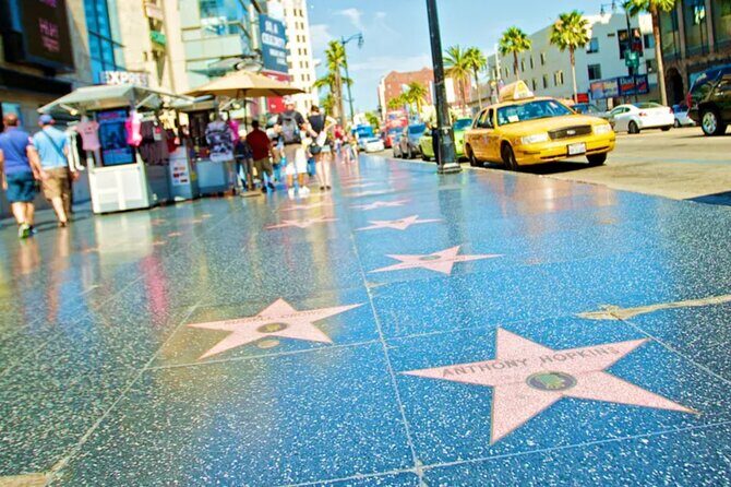 From Los Angeles - Small group L.A city tour-Pick Up included - The Sum Up