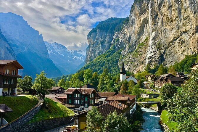 From Lucerne: Swiss Alps, Lauterbrunnen, Grindelwald Small Group - Key Points