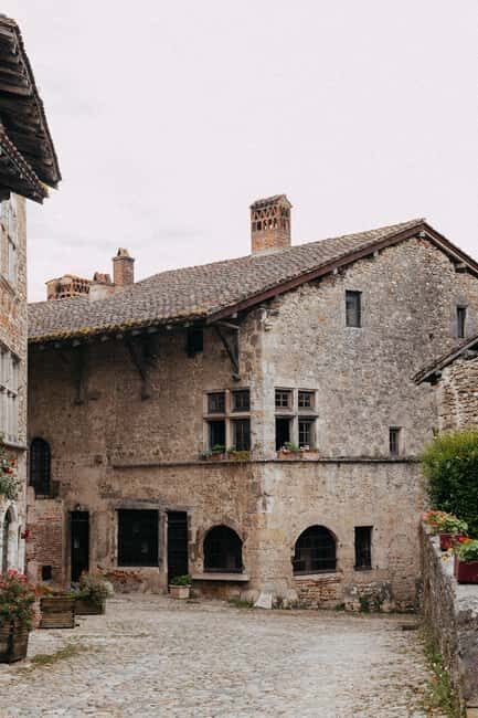 From Lyon : Beaujolais - Pérouges Full Day Shared Trip - Who Will Love This Tour?