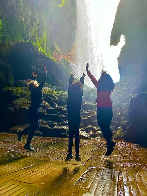 From Madrid: Discover the Monastery of Piedra and the Kingdom of Aragon - Exploring the Monastery of Piedra and the Kingdom of Aragon: A Small-Group Adventure from Madrid