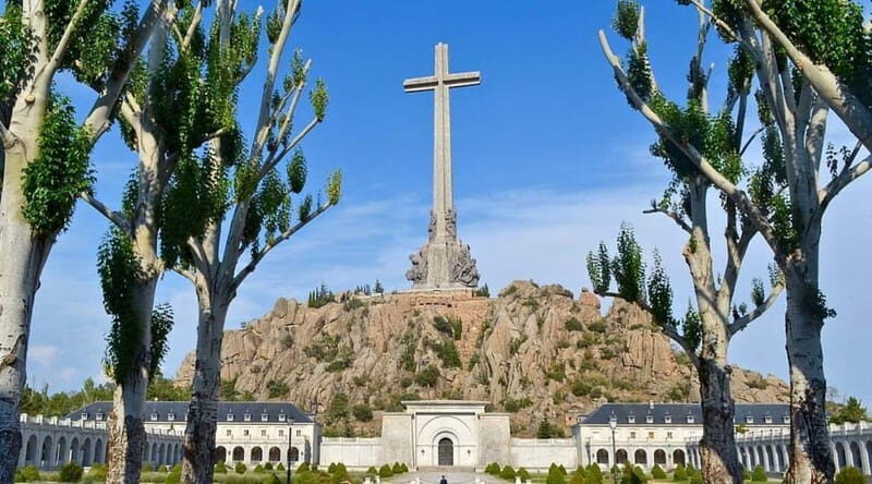 From Madrid: El Escorial, Valle de los Caídos & Segovia Trip - Who Would Love This Tour?