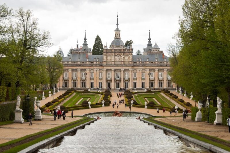 From Madrid: Segovia & La Granja Private Full-Day Tour - Practical Details and Considerations
