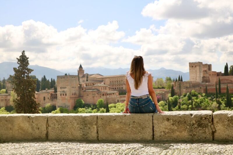 From Malaga and Costa Del Sol: Granada Day Trip - The Challenges of a Self-Guided Free Day
