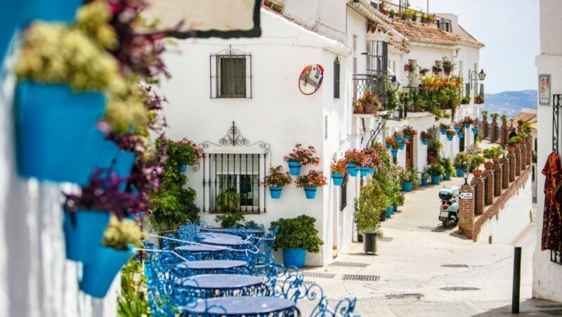 From Malaga or Costa del Sol: Mijas, Marbella & Puerto Banus - A Deep Dive into the Tour Experience