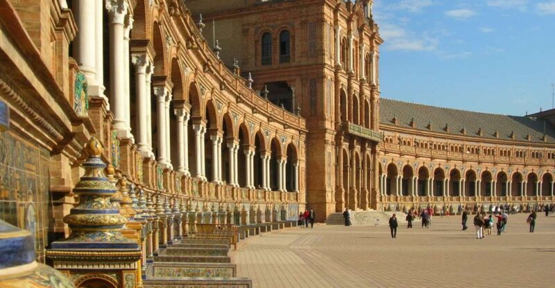 From Malaga: Private Seville, Alcazar and Cathedral Day Trip - Who Is This Tour Best For?