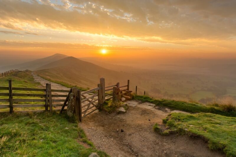 From Manchester: Derbyshire and Peak District Day Trip - Authentic Experiences & Key Highlights