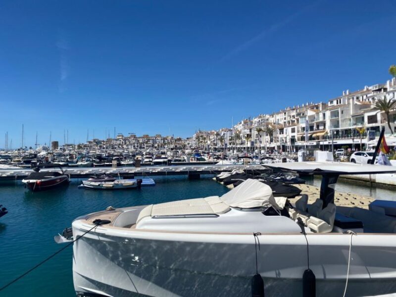 From Marbella: Guided Bicycle Tour to Puerto Banús - Exploring Marbella by Bike: A Guided Tour to Puerto Banús