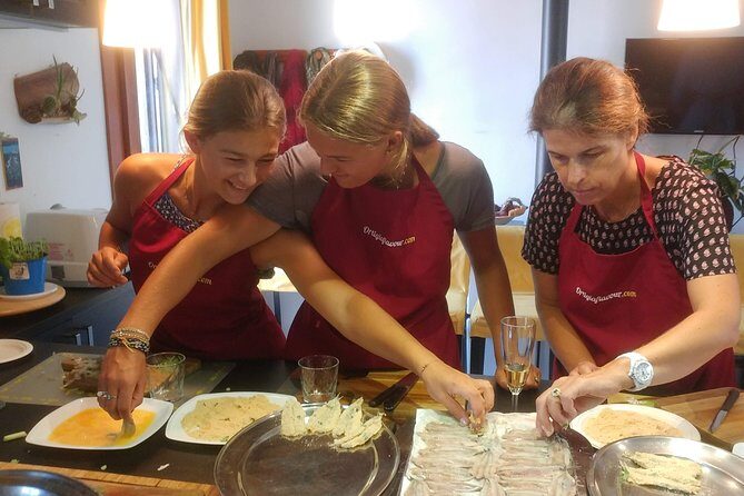 From market to Table Cooking lesson with a local in Sicily - FAQs
