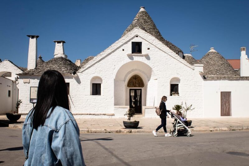 From Matera: tour of Alberobello with private transfer - An In-Depth Look at the Alberobello Tour