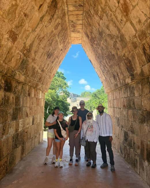 From Mérida:Uxmal and amazing cenotes guided tour with lunch - Key Points