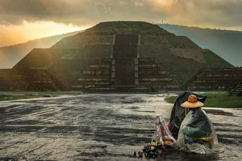 From Mexico City: Expedition with Early Access to Teotihuacan - Authenticity and value: what to expect