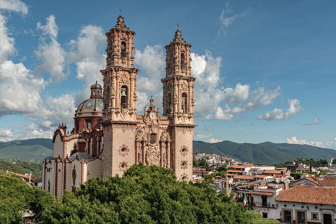 From Mexico City: Taxco & Cuernavaca Day Trip - Exploring Cuernavaca: The City of Eternal Spring