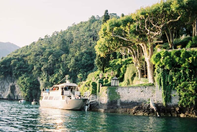 From Milan: Lake Como, Bellagio, Varenna & private boat tour - Key Points