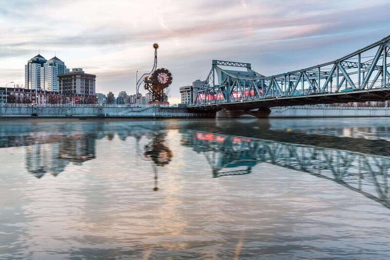 From Montreal: Ottawa with Private Guide and Pickup - Authenticity & Insights from Reviews