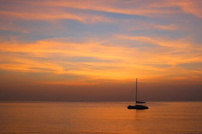 From Mykonos: Small Group Delos and Rhenia Catamaran Tour - Why the Reviews Speak Volumes