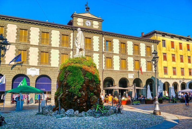 From Naples: bus city tour small group - What to Expect from the Naples Bus Tour