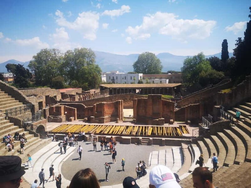 From Naples: Pompeii and Vesuvius by Bus - Key Points