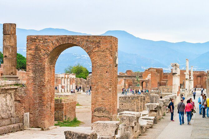 From Naples: Private Tour Pompei and Sorrento with lunch - What Makes This Tour Special?