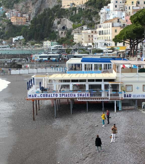 From Naples: Sorrento, Positano, Amalfi Coast & Ravello Tour - Guides: Knowledge and Friendliness