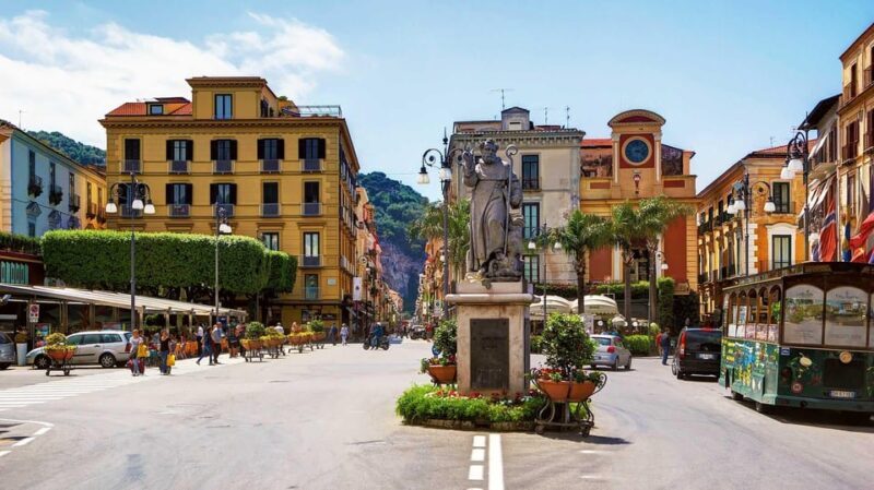 From Naples: Sorrento, Positano and Amalfi Day Trip by Bus - FAQ