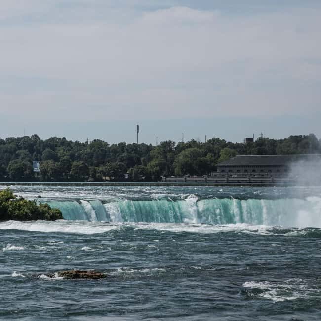 From New York City: Niagara Falls Guided Tour - Transportation and Group Size