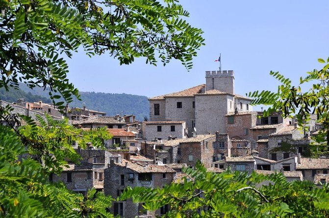 From Nice 1/2 day Tour Gourdon, St-Paul , Tourrettes & Grasse - Key Points