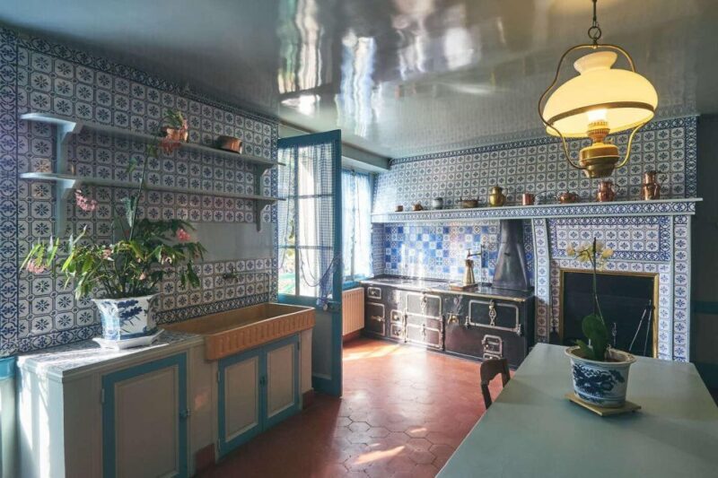 From Paris: Giverny & Monets House Skip-the-Line Tour - Key Points