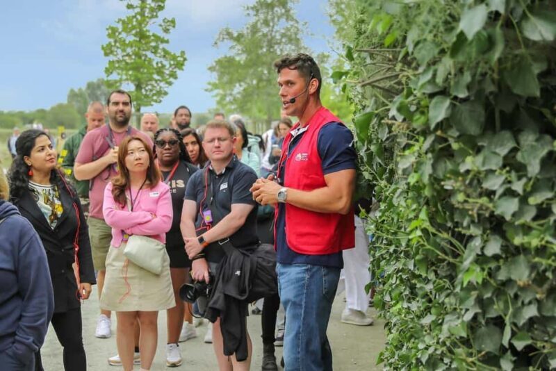 From Paris: Mont Saint-Michel Tour with Hotel Pickup Service - Key Points