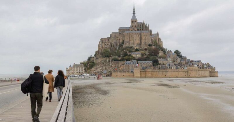 From Paris: Mont Saint-Michel Tour with Hotel Pickup Service - Who Is This Tour Best For?