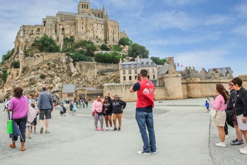 From Paris: Mont Saint-Michel Tour with Hotel Pickup Service - FAQ