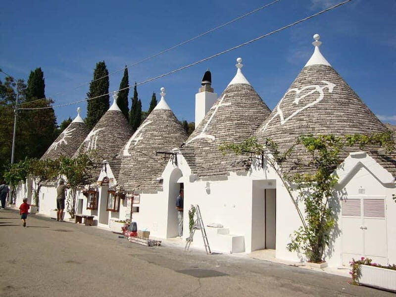 From Polignano a Mare: Guided Tour of Alberobello - Transportation and Group Size