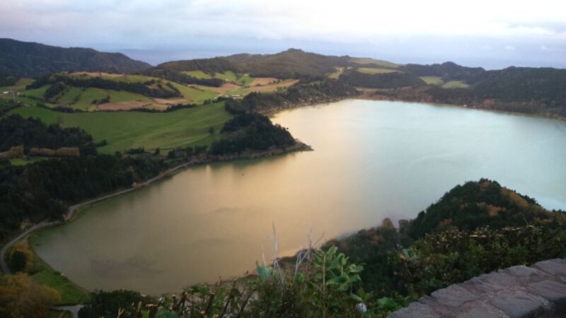 From Ponta Delgada: Furnas Lake Shore 4x4 Guided Day Trip - Highlights: Thermal Pools, Tea, and Panoramic Views