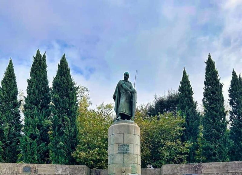 From Porto: Braga and Guimarães Day Tour with Lunch - FAQs