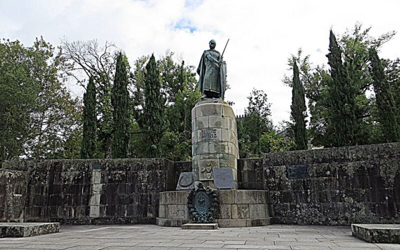 From Porto: Braga and Guimarães Full-Day Trip with Lunch - Why This Tour Is Worth Considering