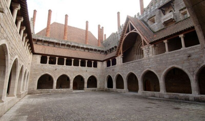 From Porto: Braga and Guimarães Small Group Tour with Lunch - Considerations and Potential Drawbacks