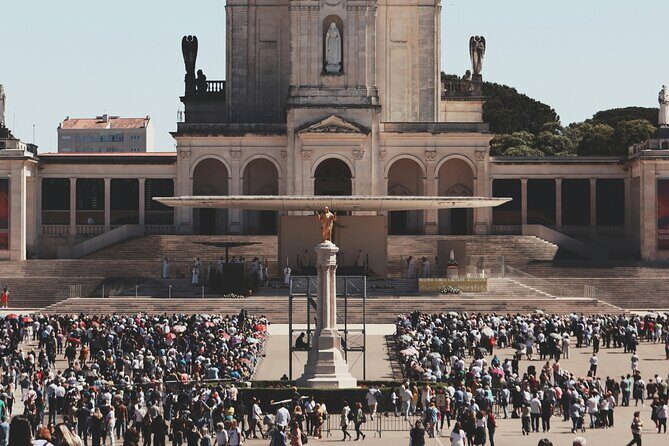 From Porto: Private transfer to Lisbon with up to 3 Stops - FAQ