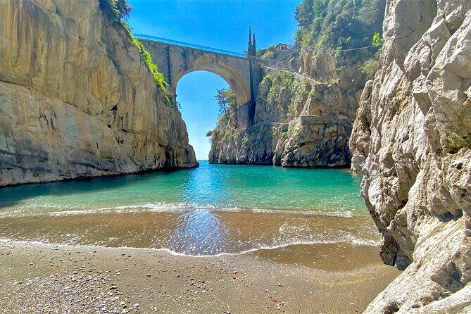 From Positano or Praiano: 2H Private Amalfi Coast speed tour - FAQs