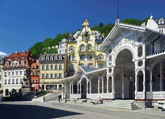 From Prague: Karlovy Vary Full-Day Tour - Who This Tour Is Best For